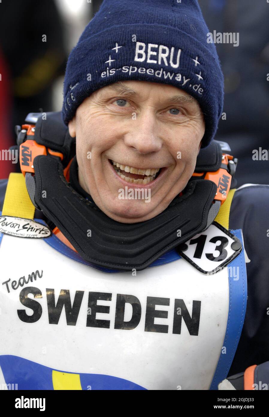 Motorcycle racing on ice hi-res stock photography and images - Alamy