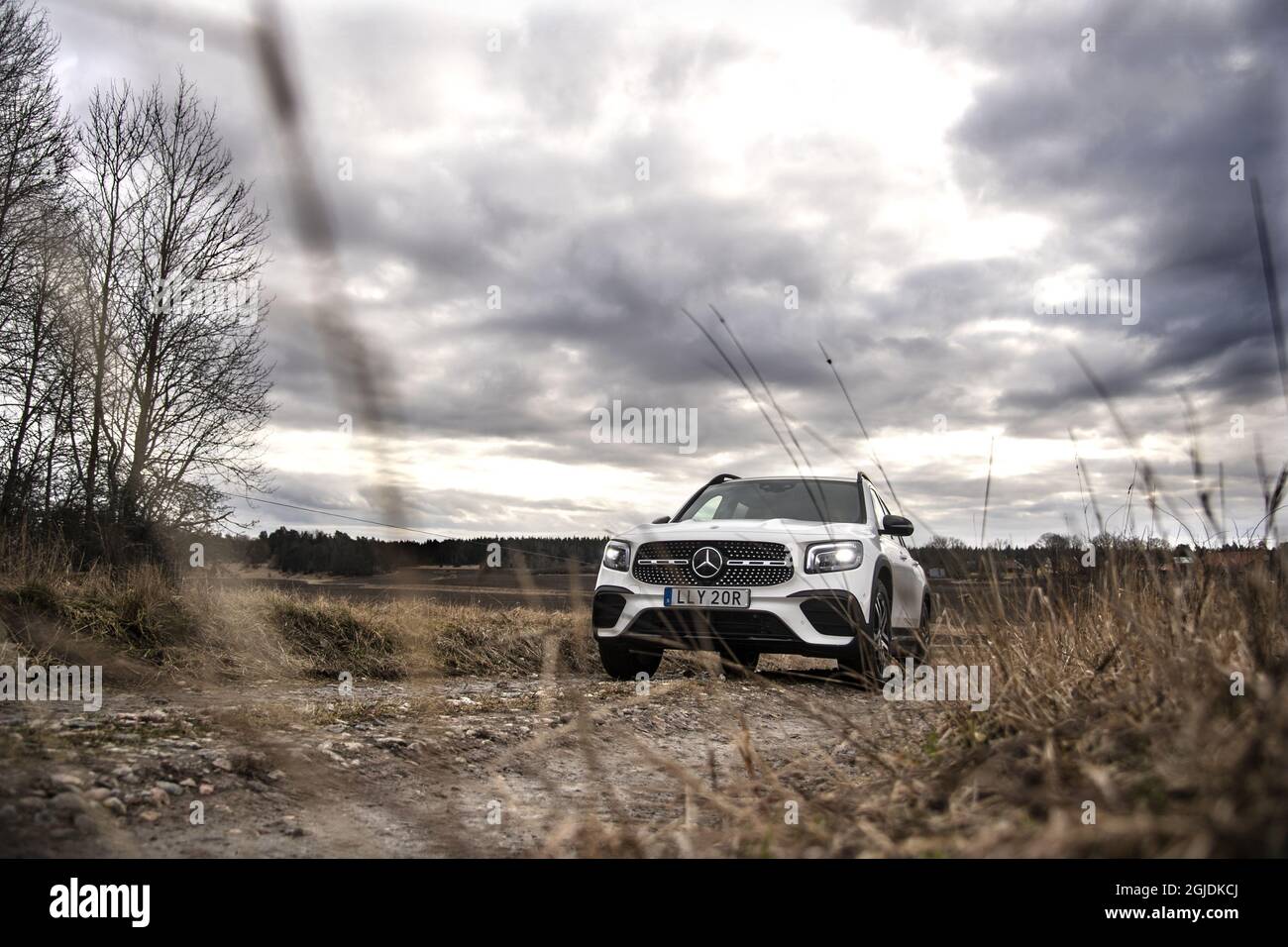 Mercedes glb hi-res stock photography and images - Alamy