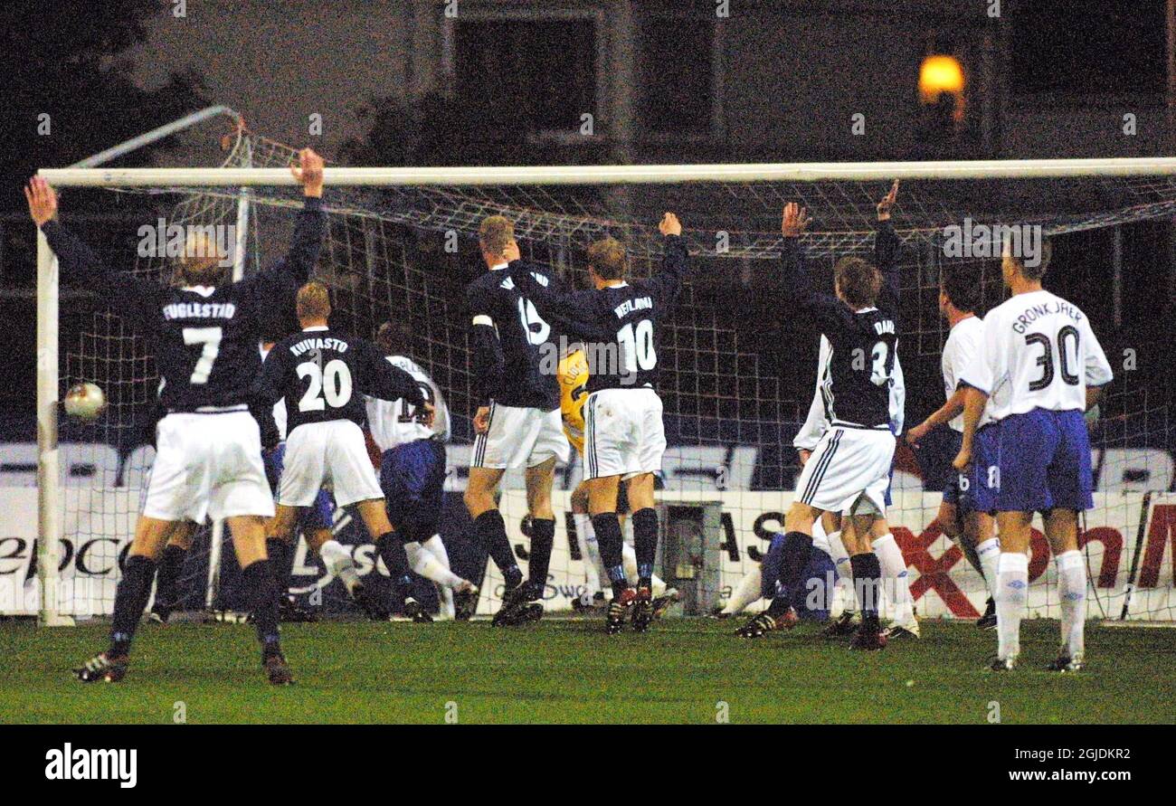 Viking scoring hi-res stock photography and images - Alamy