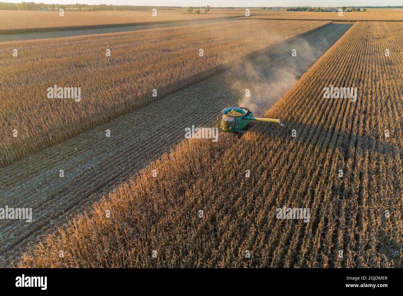 Marion illinois corn harvest aerial hi-res stock photography and images ...