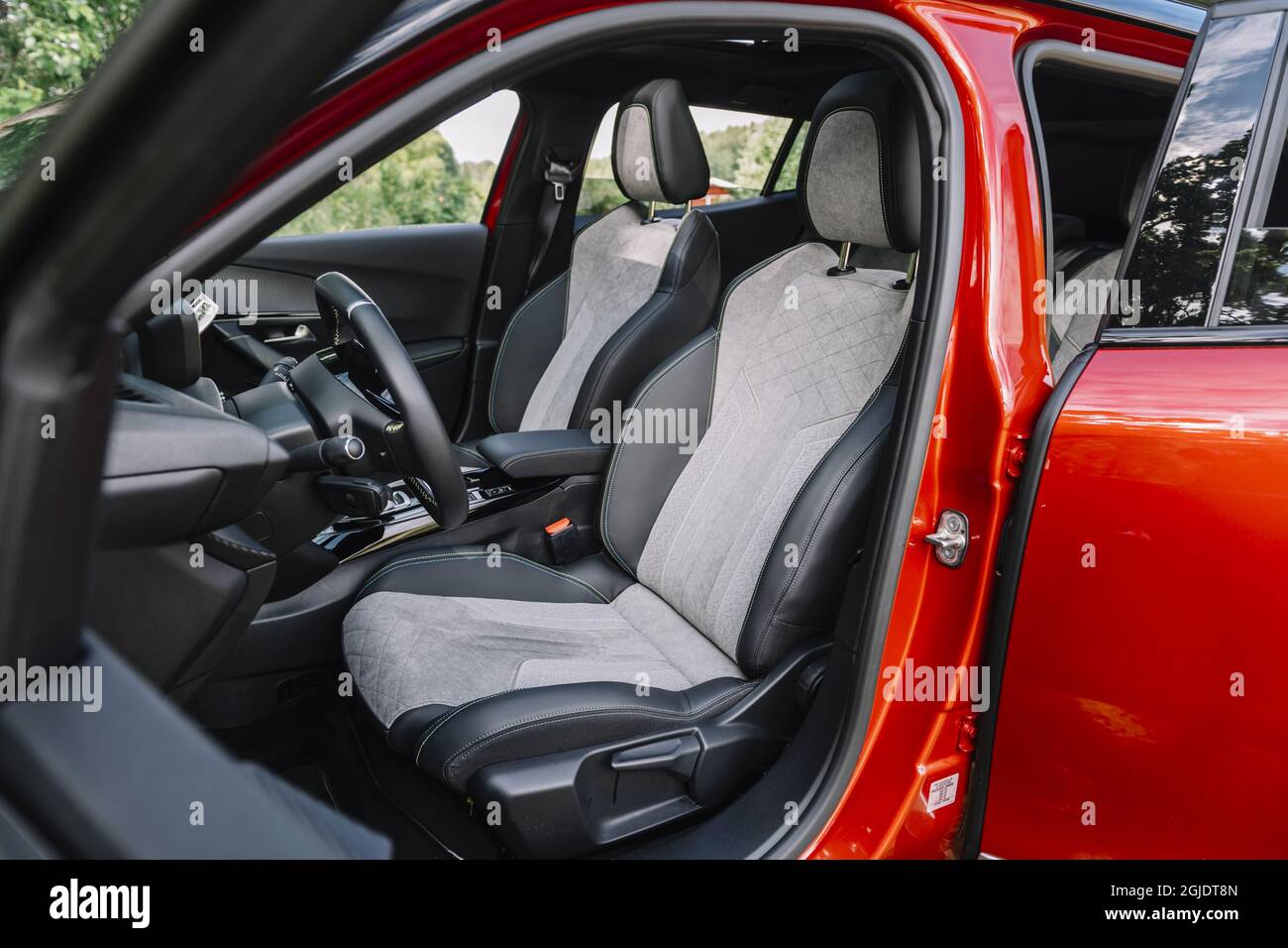 Peugeot e 2008 hi-res stock photography and images - Alamy