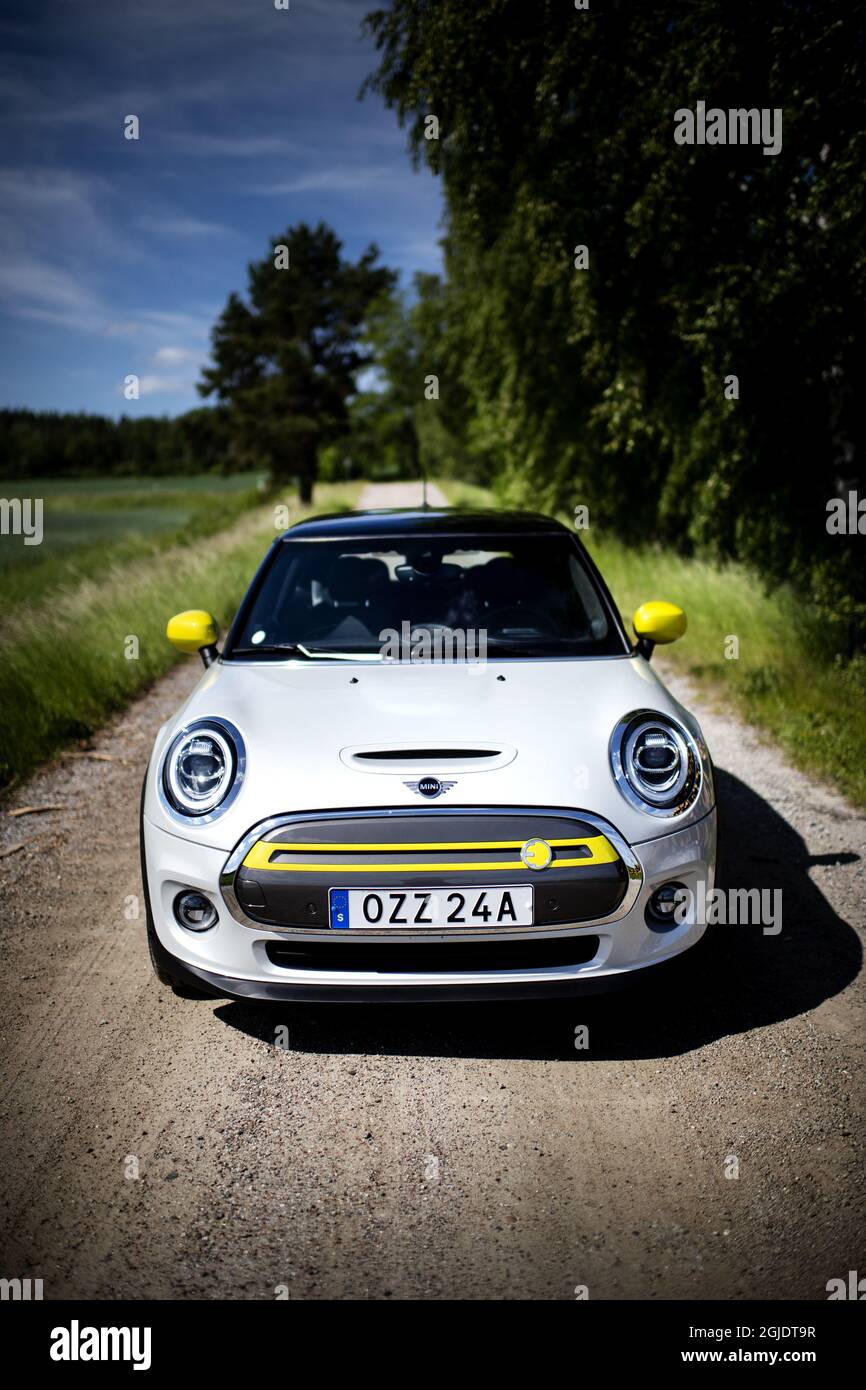 Mini electric hatch hi-res stock photography and images - Alamy