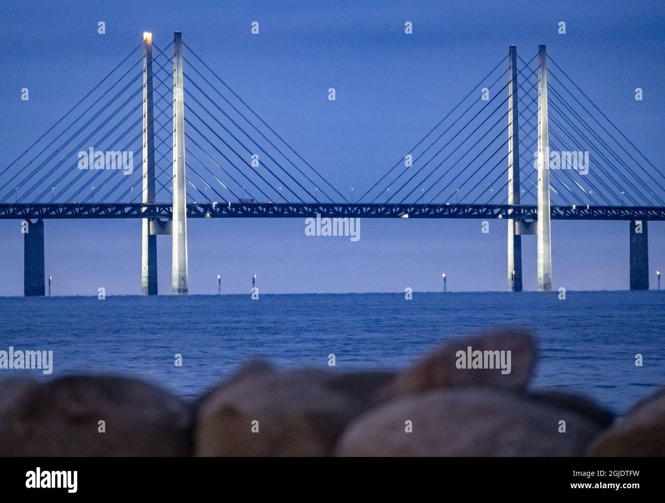 The Oresund Bridge as a giant Advent candlestick. On Sunday, November ...