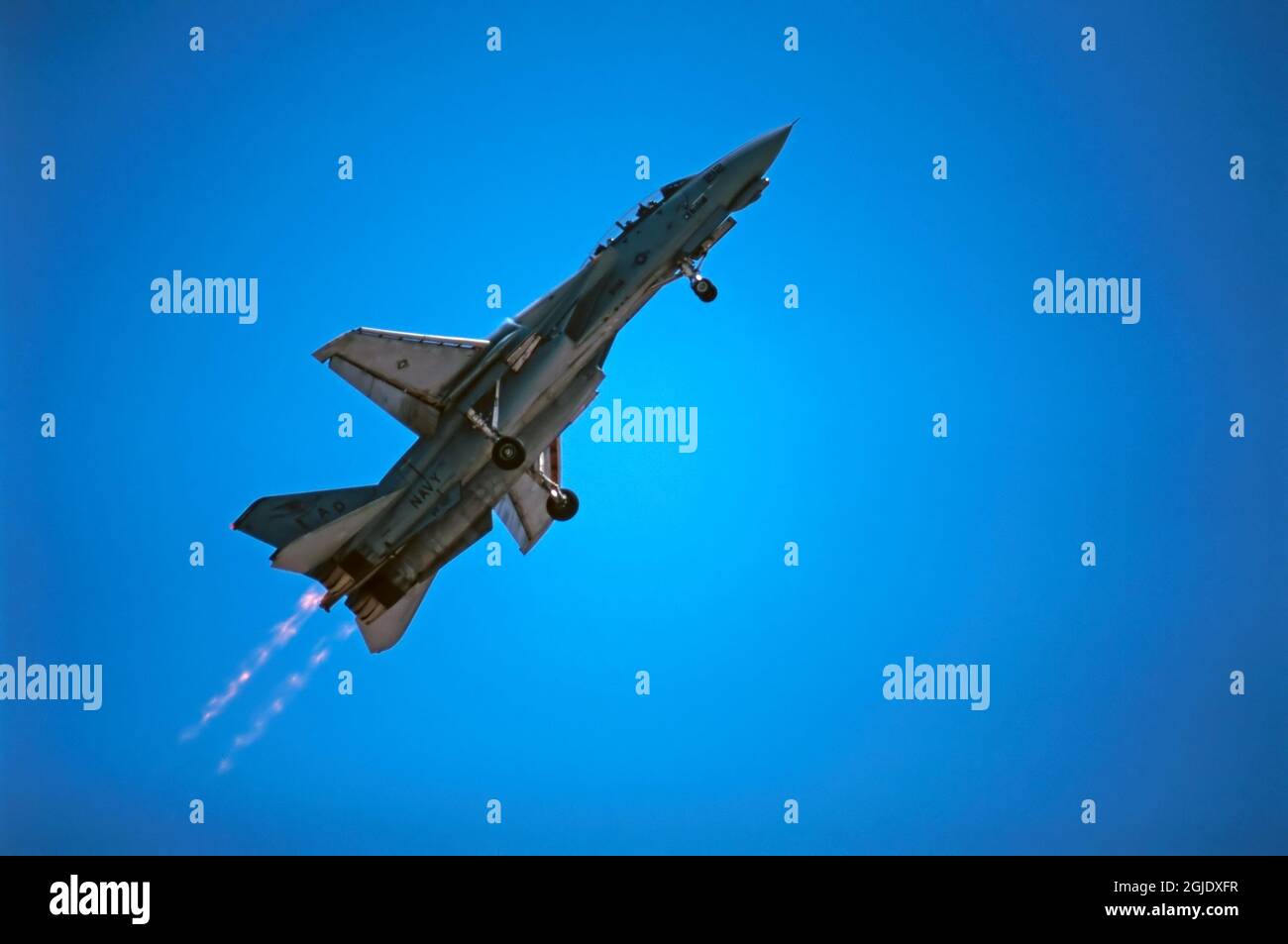F-14 TOMCAT Take off on Air Show, California Stock Photo - Alamy