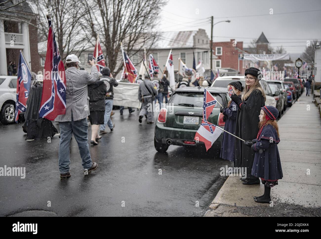 Confederate uniforms hi-res stock photography and images - Alamy