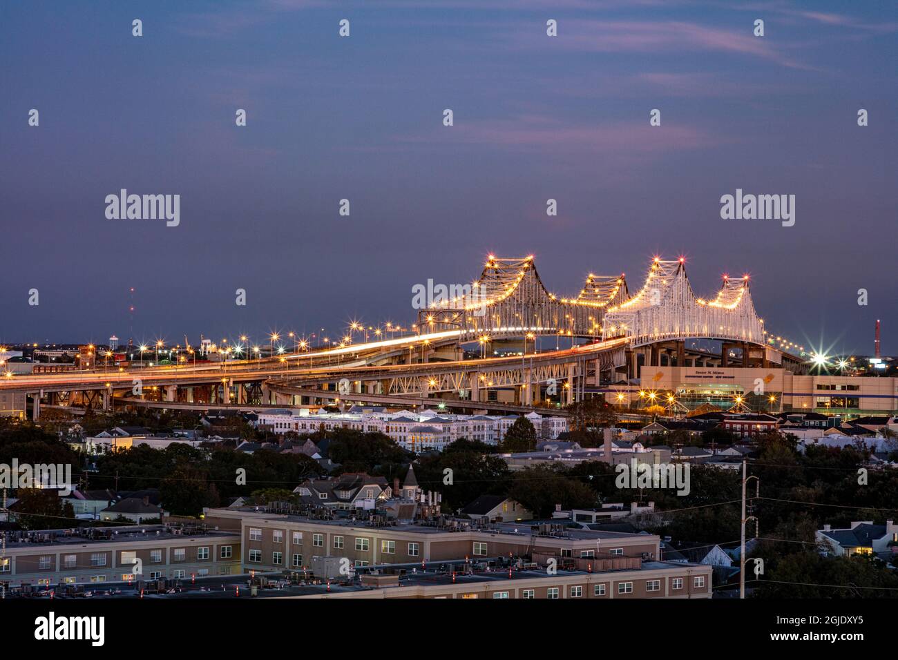 Crescent City Connection Bridge over the Mississippi River in New ...