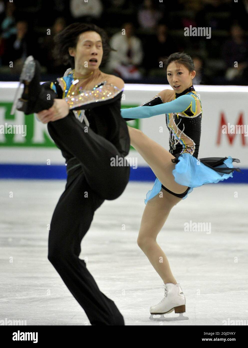 China's Qing Pang and Jian Tong perform their routine in the short ...