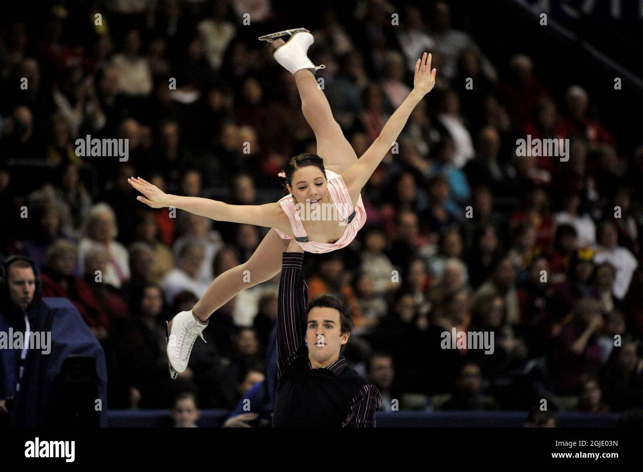 Canada's Jessica Dube and Beyce Davison perform their free skating ...