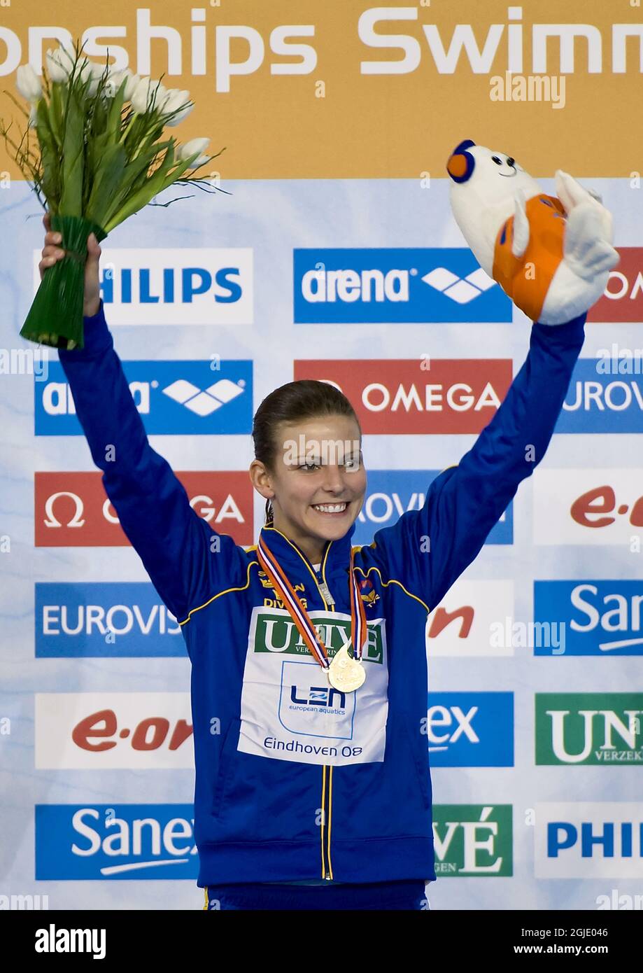 Springboard diving hi-res stock photography and images - Alamy