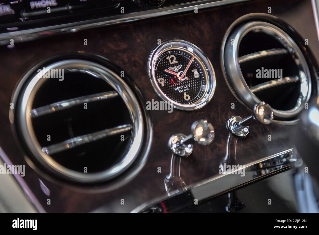 Bentley Continental GT V8 Convertible. Interior. Photo: Anders Wiklund ...