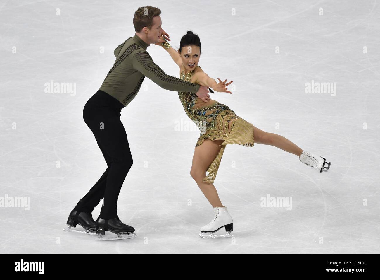 Madison Chock and Evan Bates of the USA perform during the Ice Dance ...