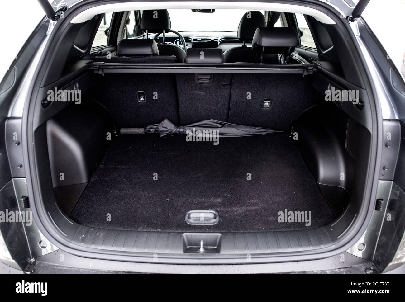 Hyundai Tucson 1,6 TGDI HEV 4WD Hybrid. The luggage compartment in the ...
