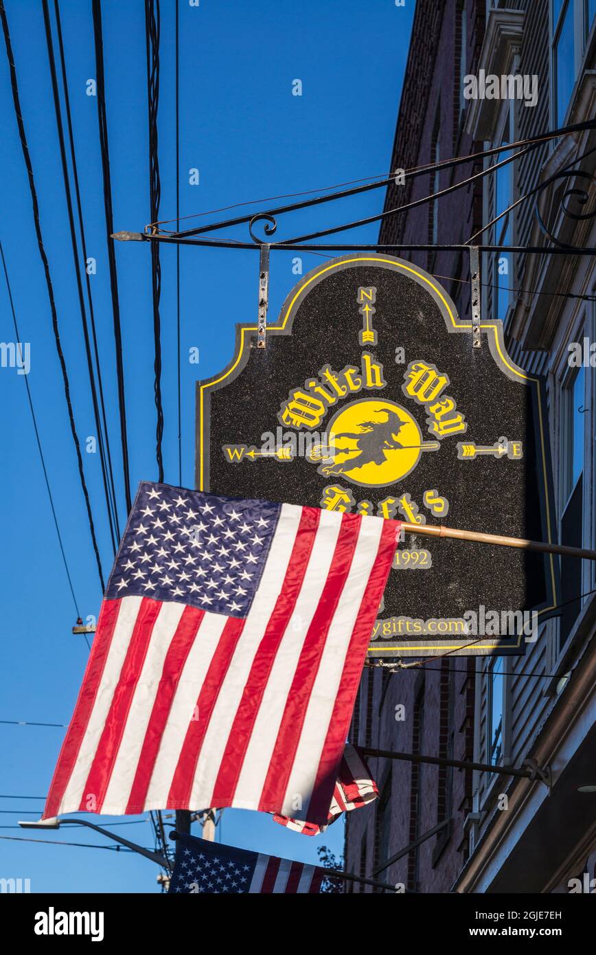 USA, Massachusetts, Salem. Witch-themed business sign Stock Photo - Alamy