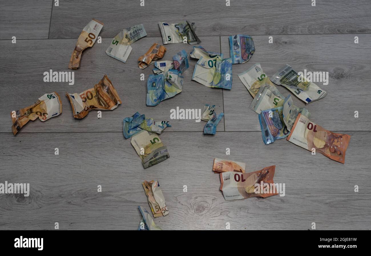 Euro banknotes on the floor Stock Photo - Alamy