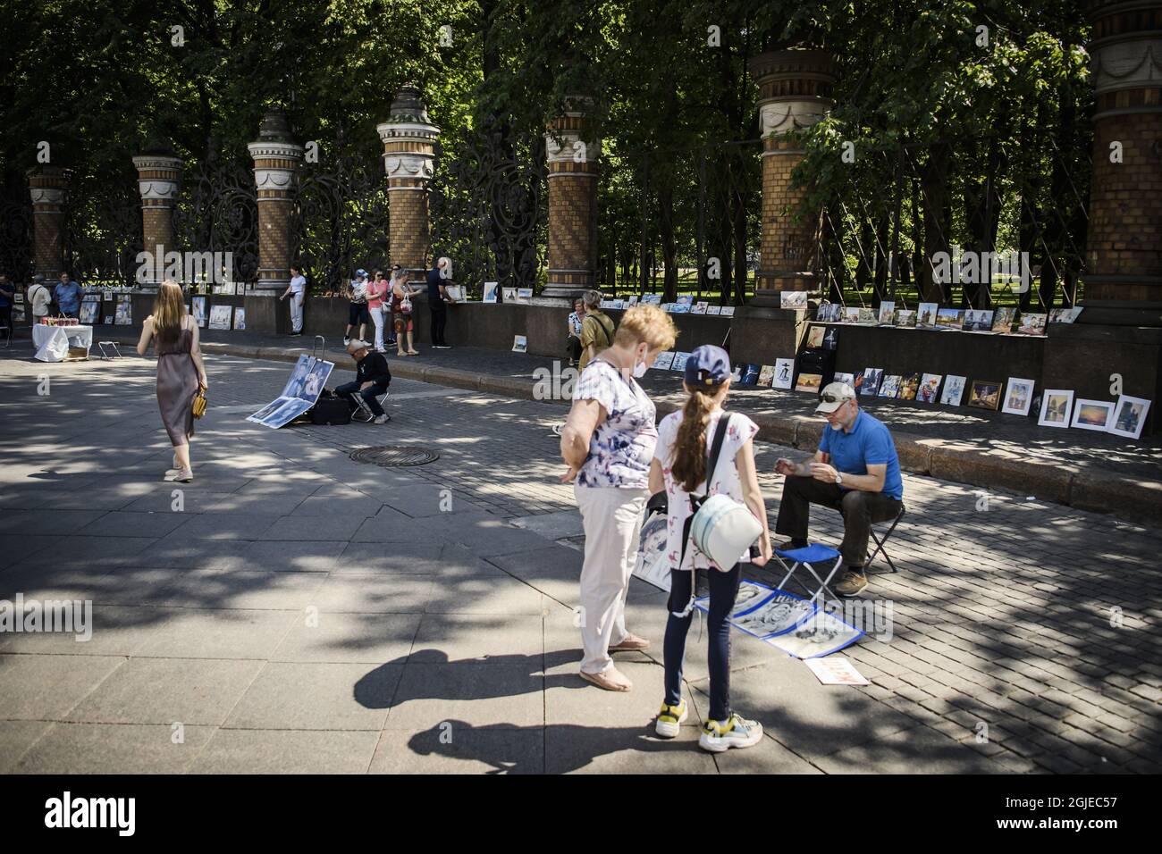 General resurrection hi-res stock photography and images - Alamy
