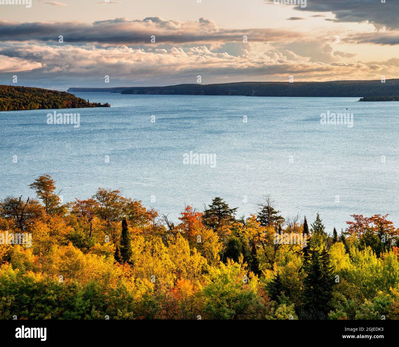 Munising bay hi-res stock photography and images - Alamy