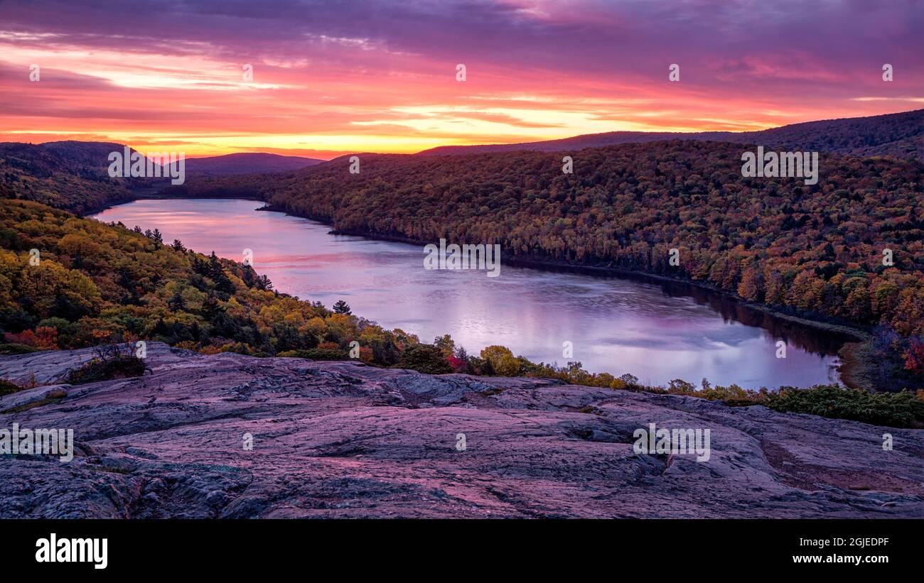 USA, Michigan, Upper Peninsula, Porcupine Mountains Wilderness State ...