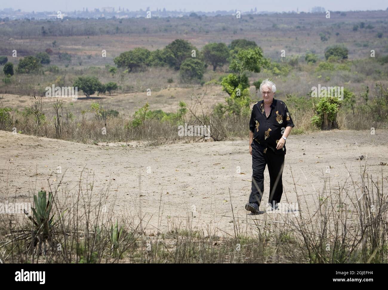 Henning Mankell is building a village for 150 of the poorest children ...