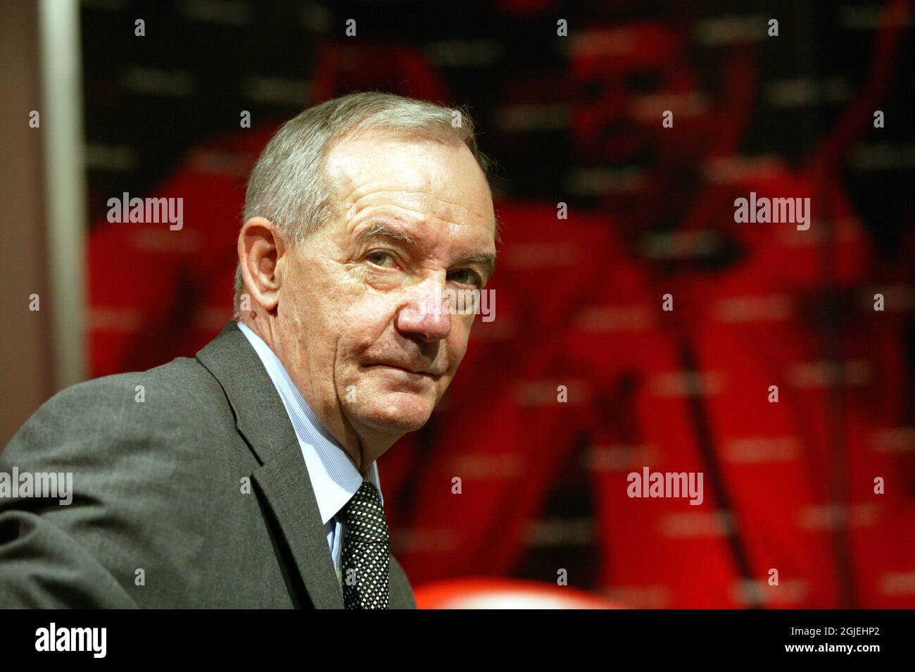 England assistant manager hi-res stock photography and images - Alamy