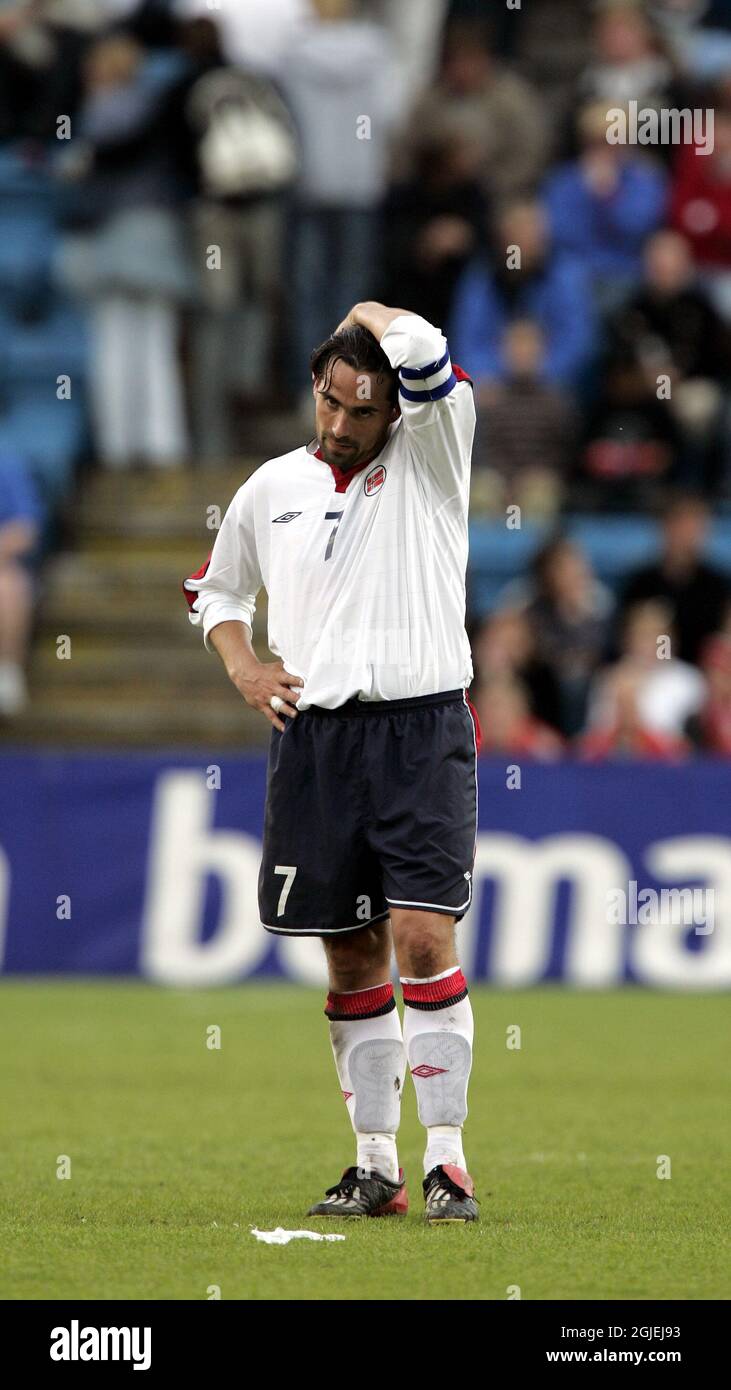 Norway's Martin Andresen stands dejected Stock Photo - Alamy