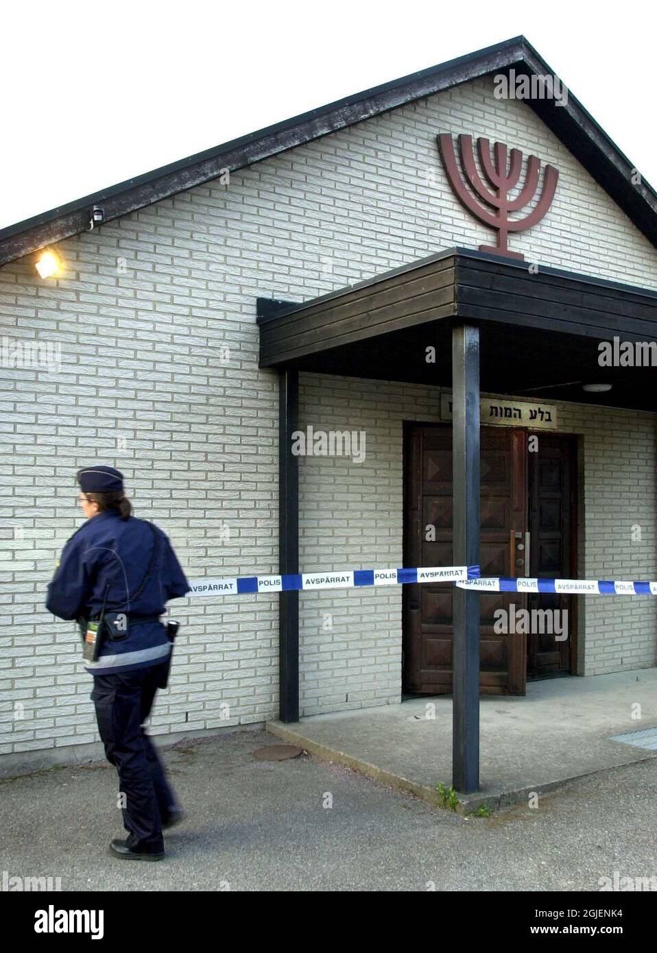A petrol bomb was thrown on sunday evening at the Jewish funeral chapel ...
