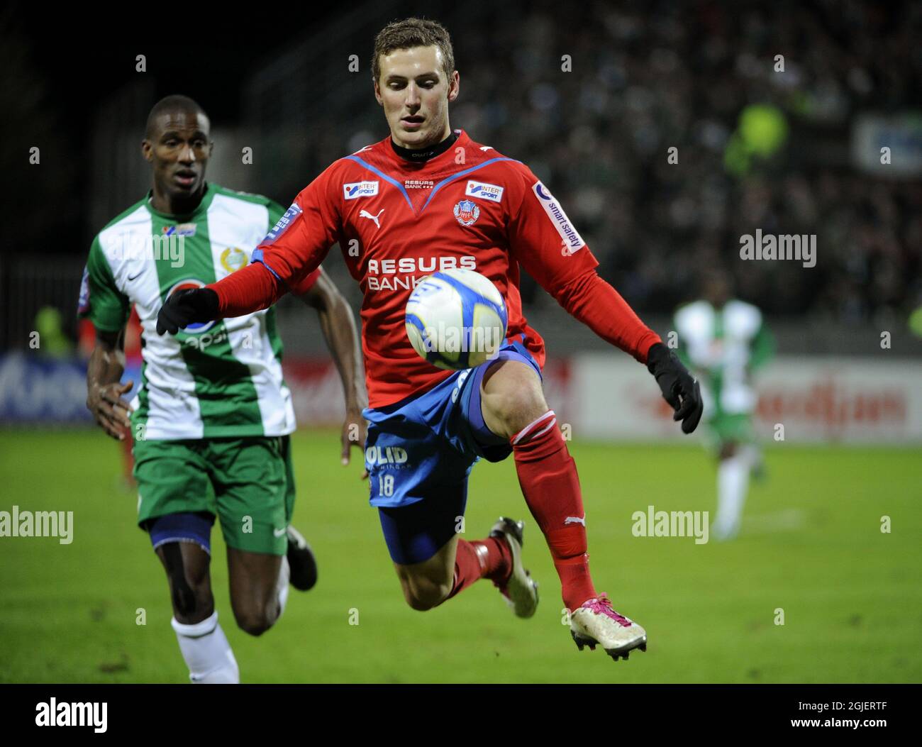 Helsingborgs Alexander Gerndt controls the ball Stock Photo - Alamy