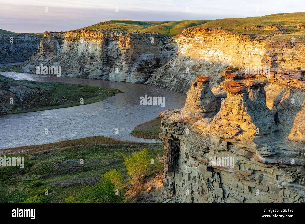 Two medicine river hi-res stock photography and images - Alamy