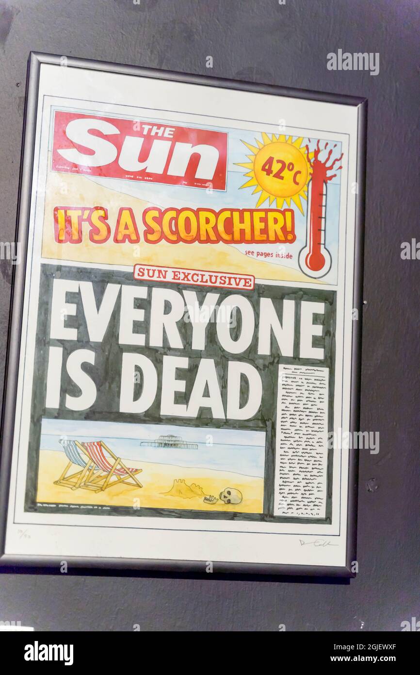 Sun Newspaper Front Page High Resolution Stock Photography and Images ...