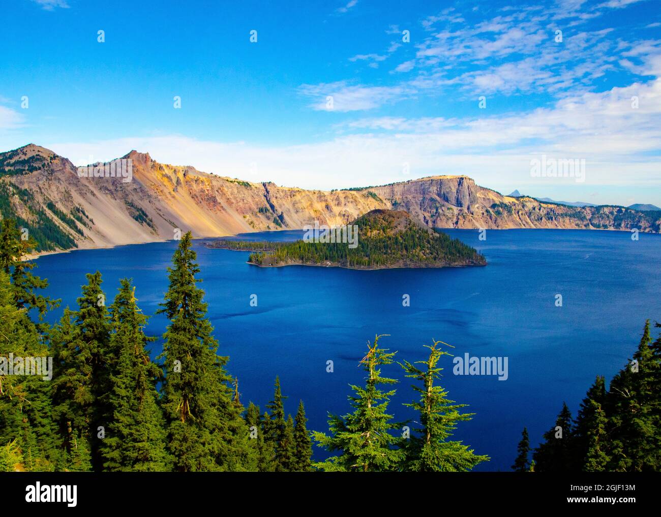 USA, Oregon, Crater Lake National Park, Wizard Island, Crater Lake ...