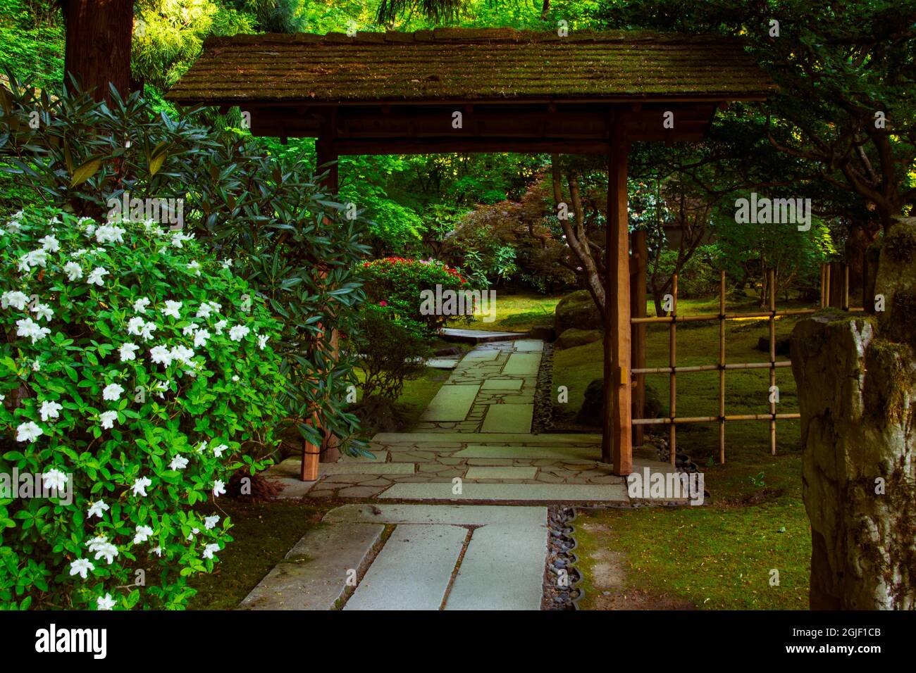 Arbor gate hi-res stock photography and images - Alamy