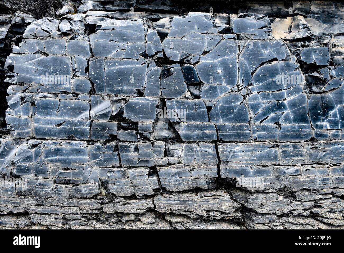 Obsidian Wall, Big Obsidian Flow, Deschutes National Forest, Oregon ...