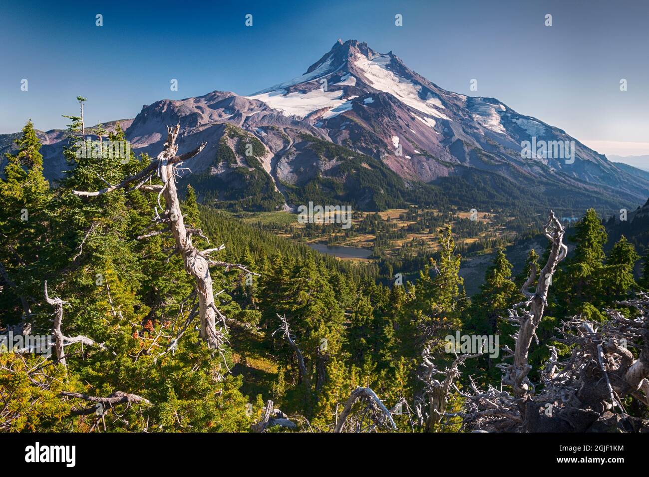 Mt. Jefferson and Jefferson Park from the Pacific Crest Trail, Mt ... Mt. Jefferson and Jefferson Park from the Pacific Crest Trail, Mt ...