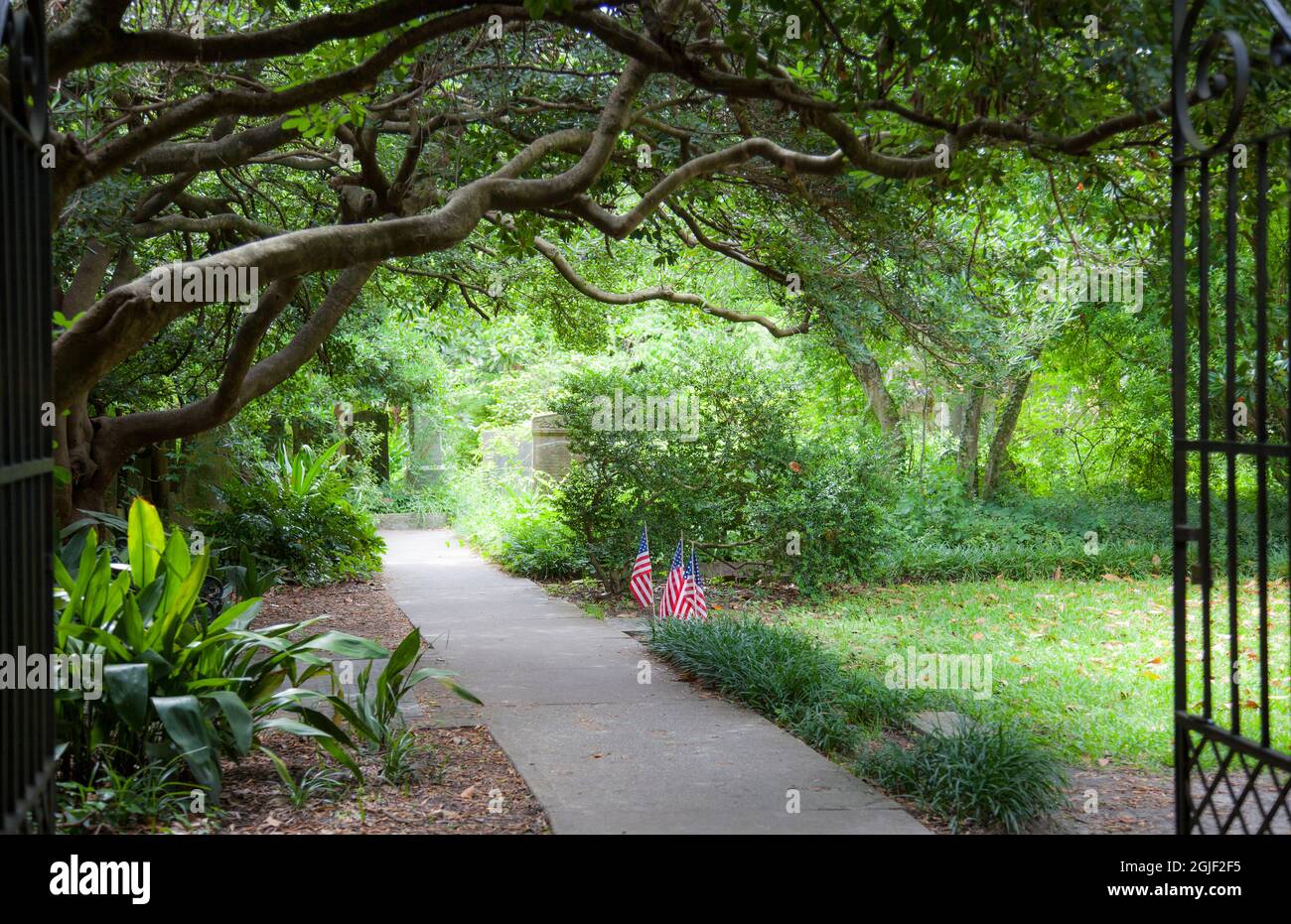 Unitarian cemetery hi-res stock photography and images - Alamy