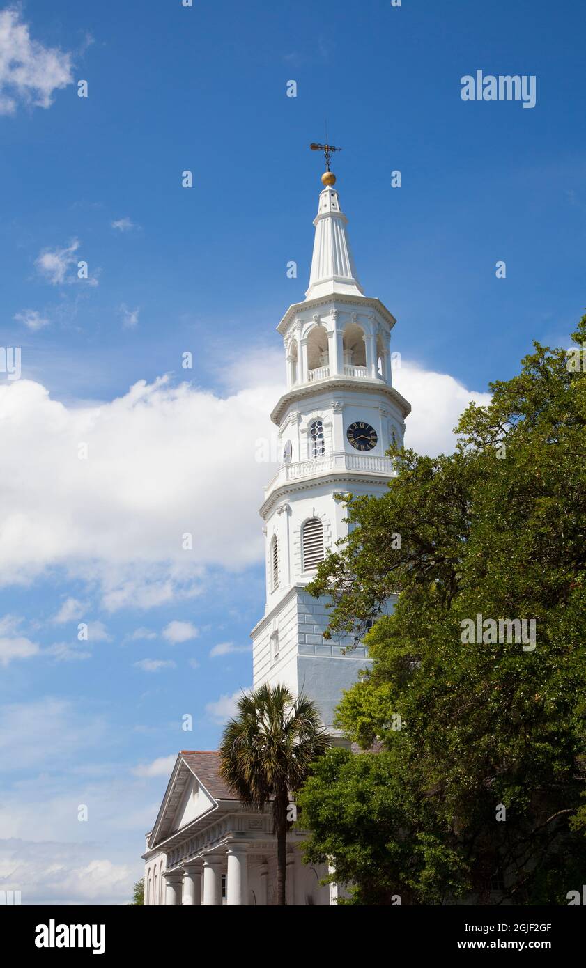 White church steeple in Charleston, South Carolina, USA Stock Photo - Alamy