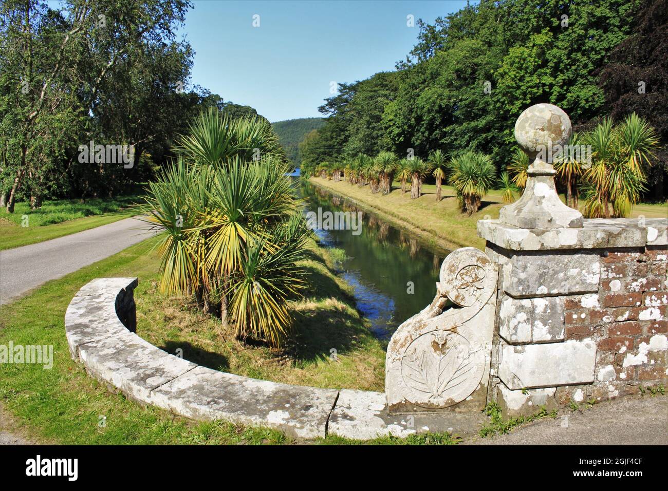 Castle kennedy gardens hi-res stock photography and images - Alamy