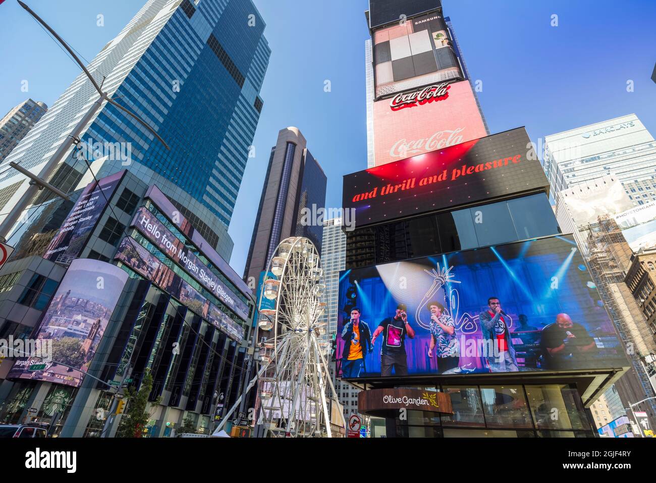 Giant Ferris wheel newly opened in Times Square NYC Stock Photo - Alamy