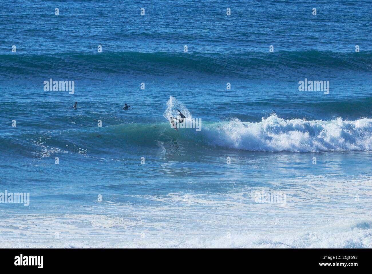 Perfect wave hi-res stock photography and images - Alamy