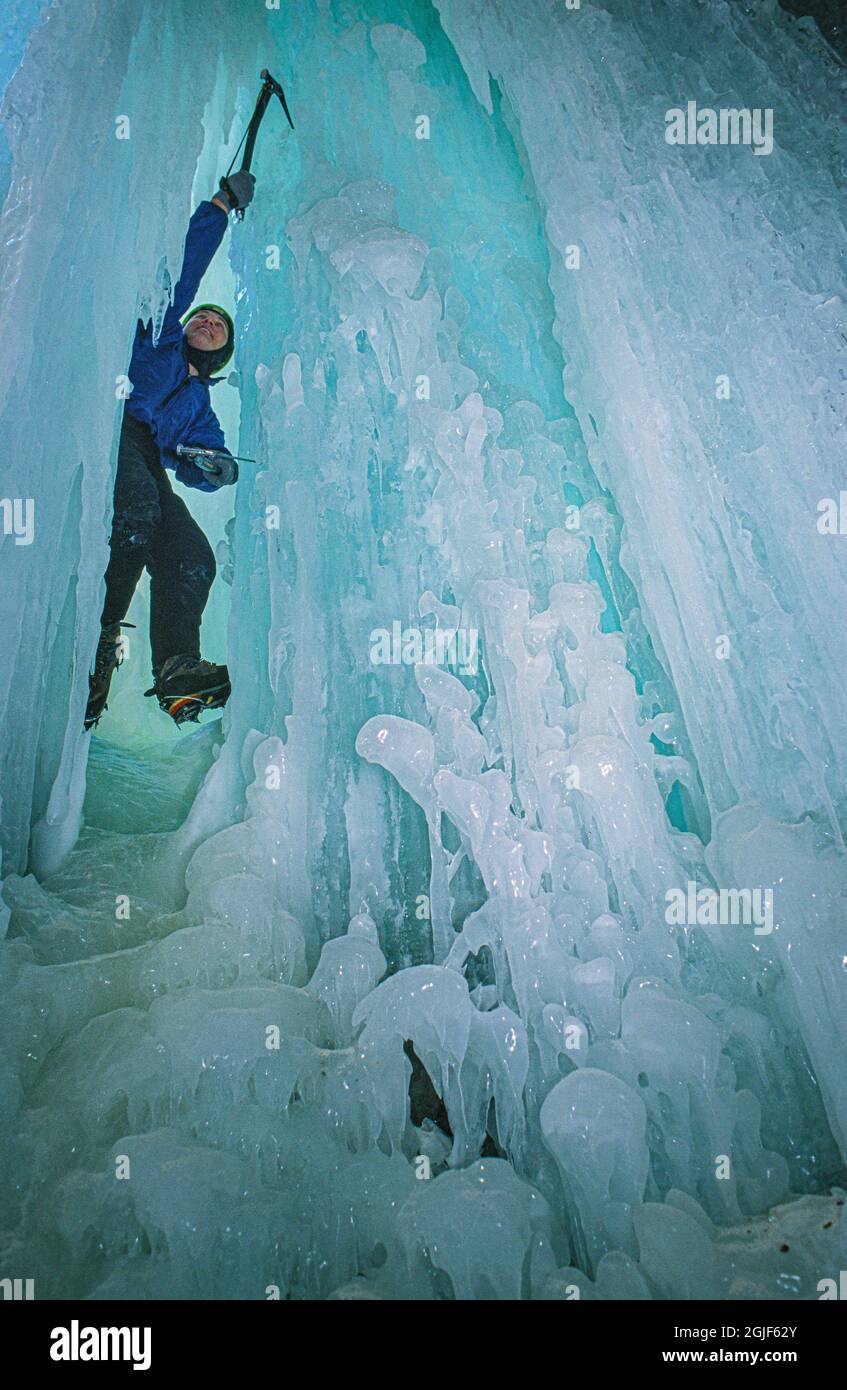 Climbing in cave hi-res stock photography and images - Alamy