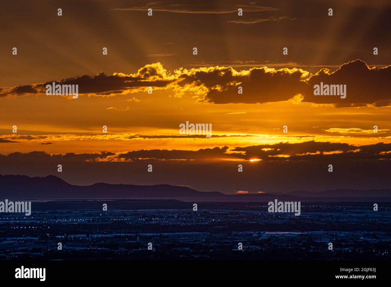 Wasatch mountains sunset utah hi-res stock photography and images - Alamy