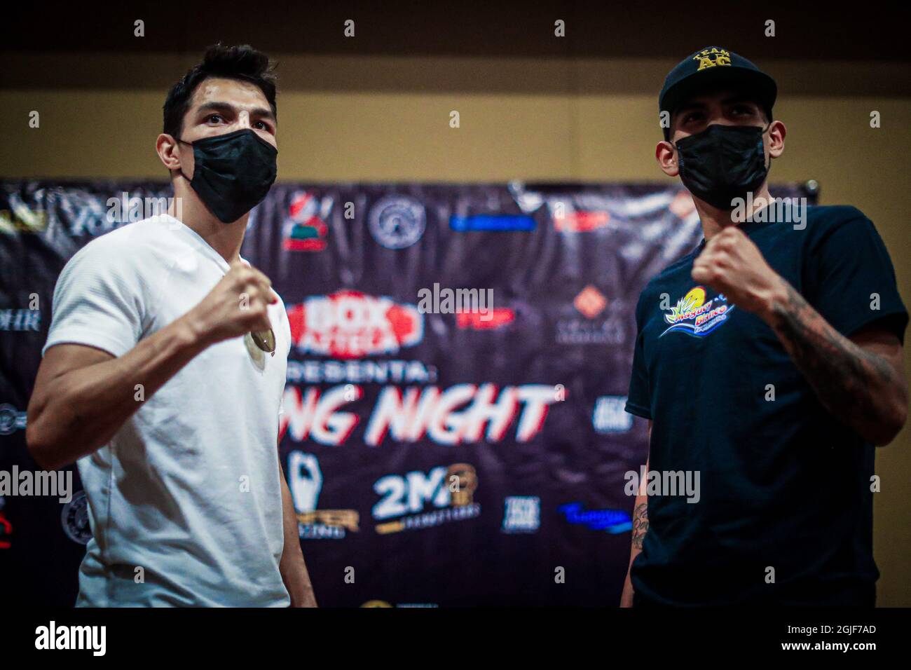 Sonoran boxer Pedro "Roca" Campa (White) and his rival Abimael Cruz ...