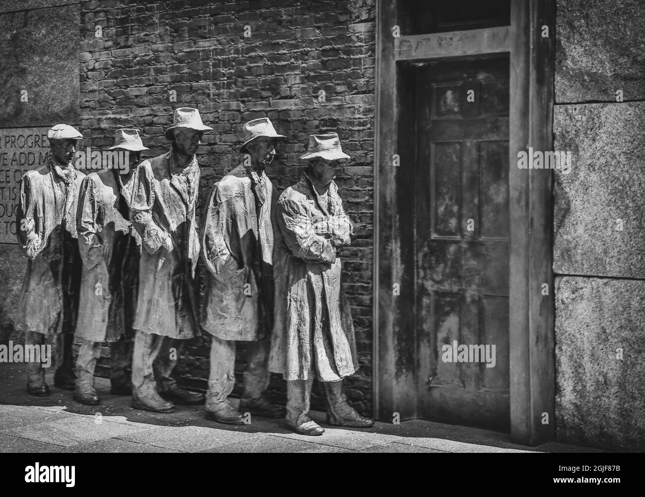 Breadline fdr memorial hi-res stock photography and images - Alamy