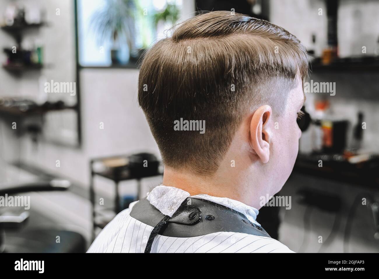 Shave temples hi-res stock photography and images - Alamy