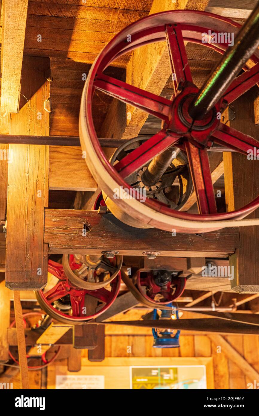 USA, Washington State, Woodland. Grain grinding equipment at the Cedar ...
