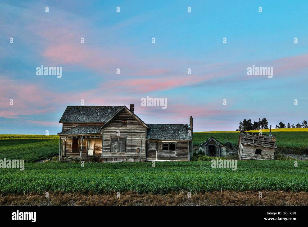 Abandoned farm house palouse hi-res stock photography and images - Alamy