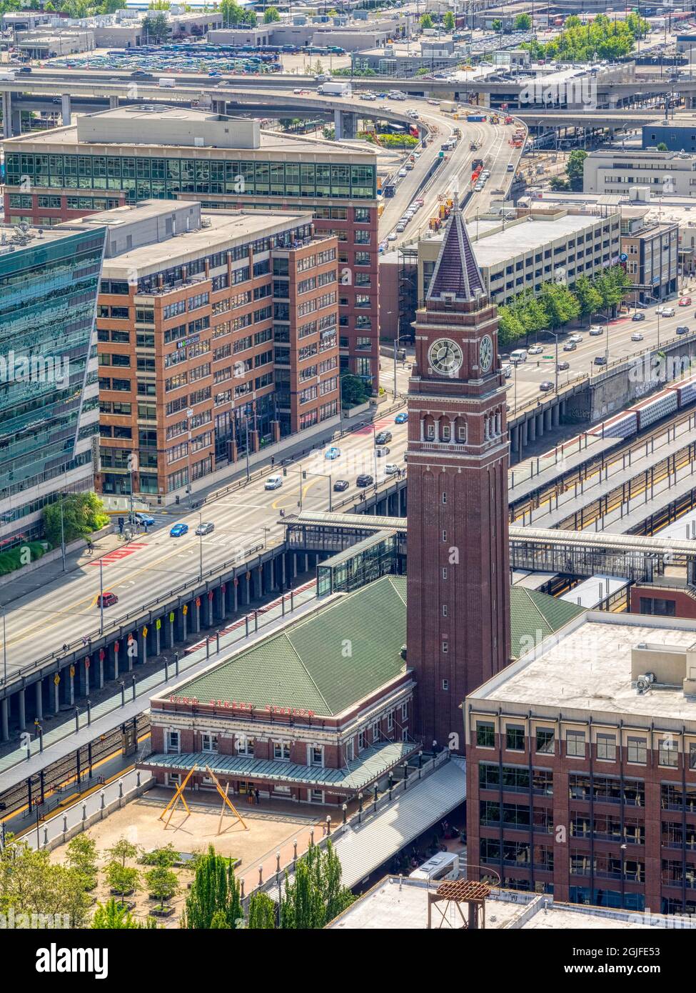 2nd and king station hi-res stock photography and images - Alamy