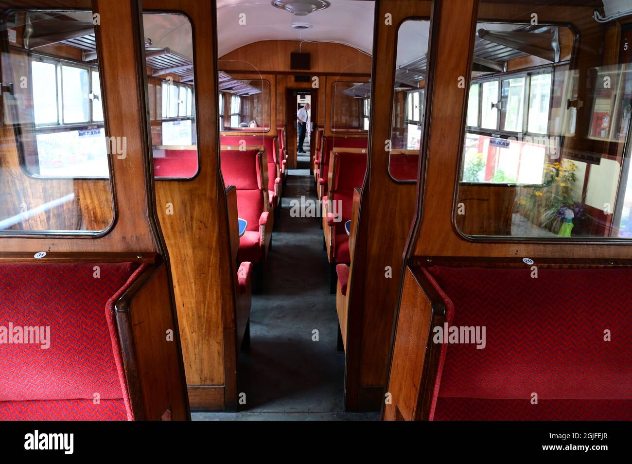 A vintage railway coach Stock Photo - Alamy