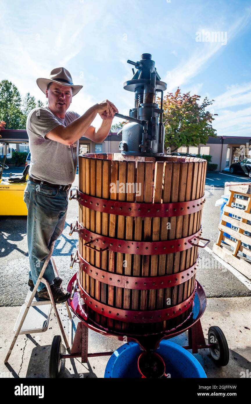 Charlie auclair hi-res stock photography and images - Alamy