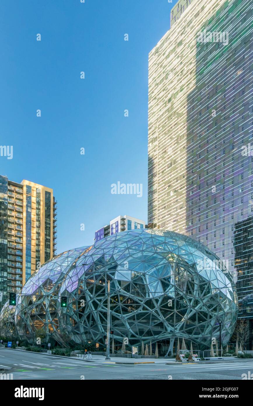 Amazon headquarter seattle hi-res stock photography and images - Alamy