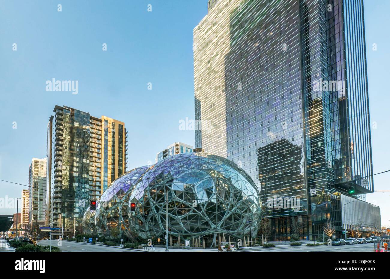 Amazon headquarter seattle hi-res stock photography and images - Alamy