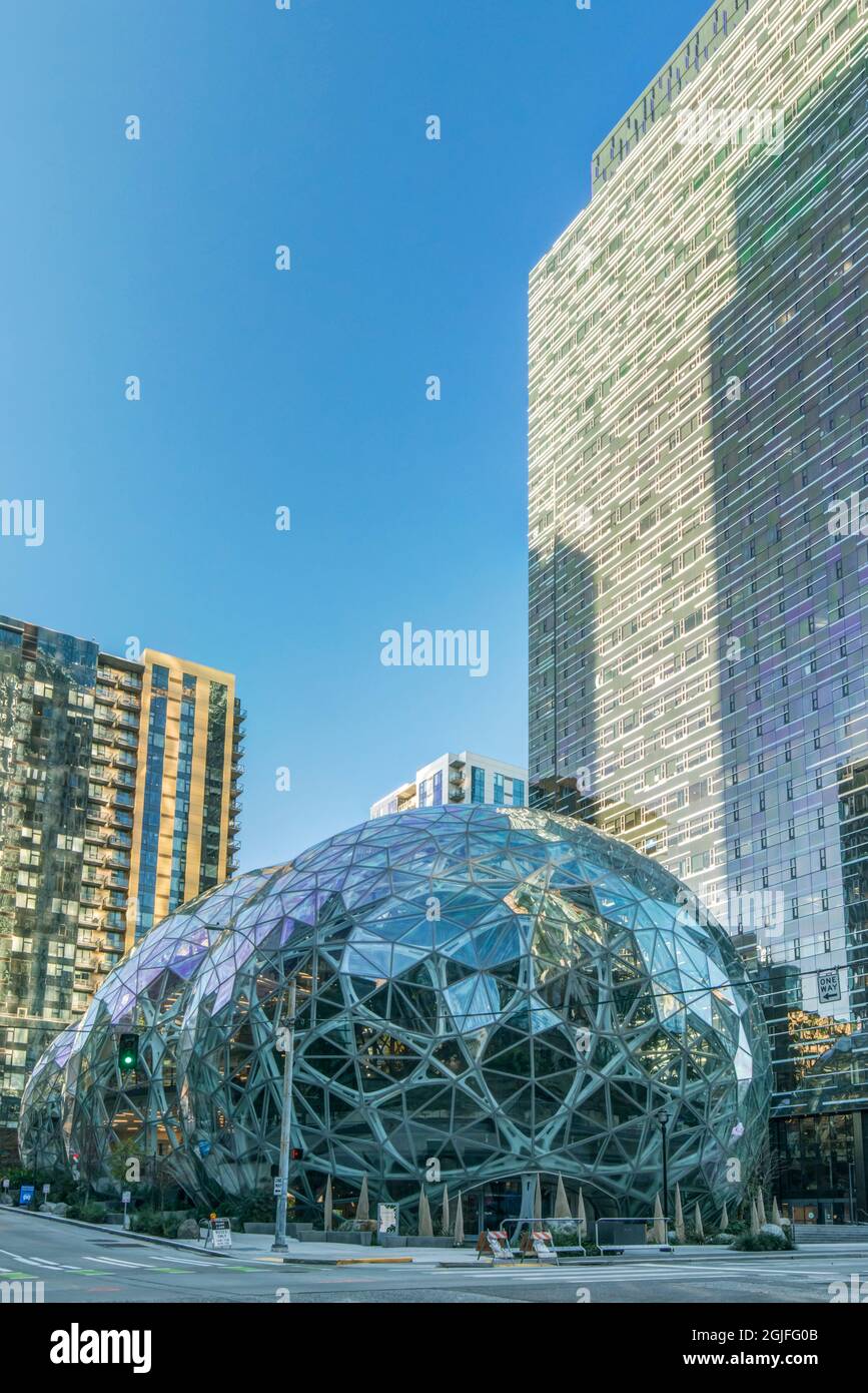 Amazon sphere hi-res stock photography and images - Alamy
